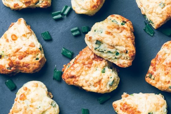 Cheese and Spring Onion Thanksgiving Biscuits - Pong Cheese